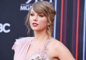 Taylor Swift manager