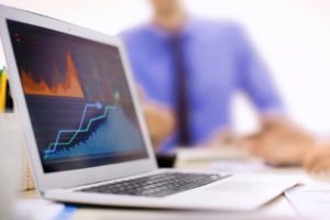 10 Best trading Websites in India for Beginners 2022