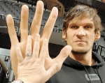 Top 10 Biggest Hands in the World - Webbspy